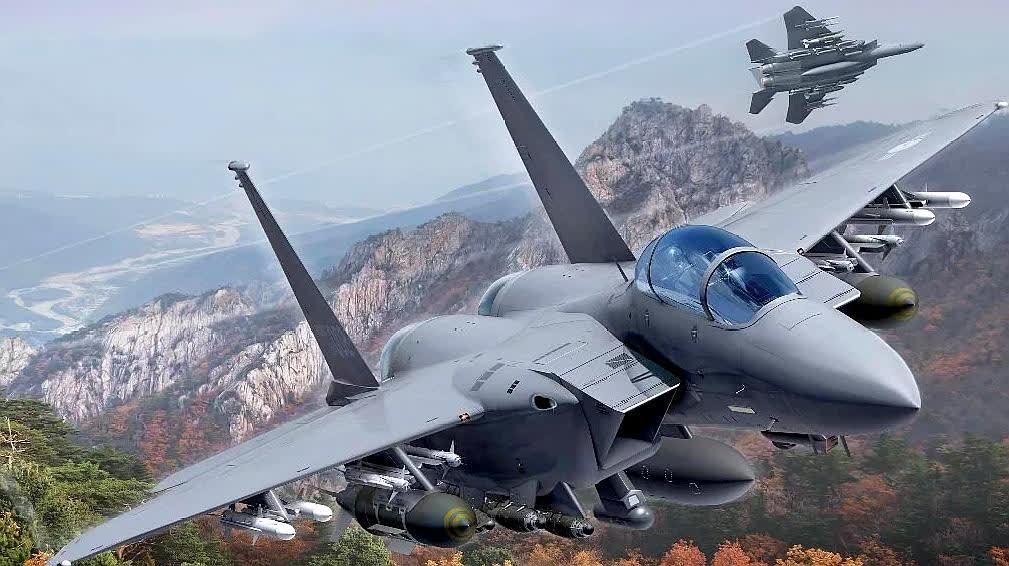 一洗阴霾?波音F15终结者模板首飞,更快、更强,载弹量喜人!