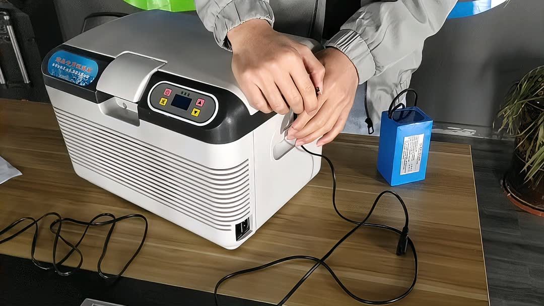 下面教一下大家恒温箱的电池使用方法 ,快快记起来哦