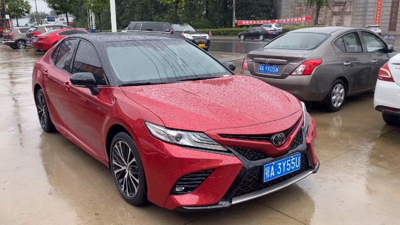 2018年新款凯美瑞、跑了2万公里、验车试车、斌哥17.2万收、值吗