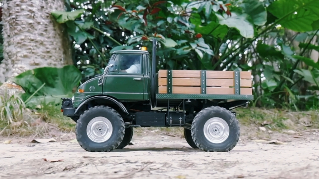 LESU 1/10仿真越野卡车模型