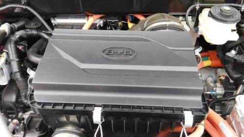 比亚迪唐新能源,换电池几何钱?看到价格,车主欢呼:车买对了