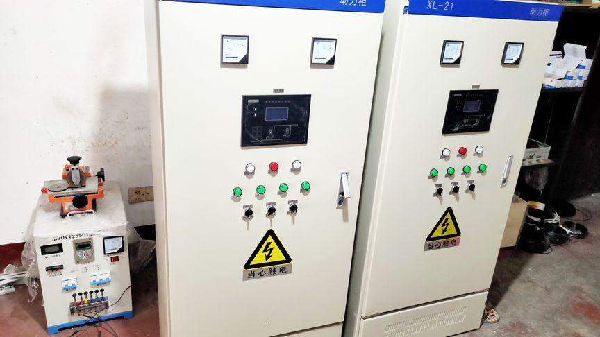 ABB5.5千瓦一拖二箱式无负压供水设备控制柜,调试完毕打包发货