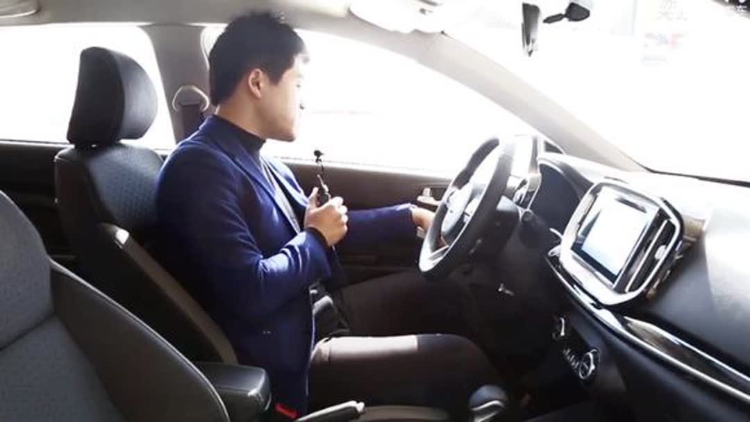 起亚奕跑空间如何?