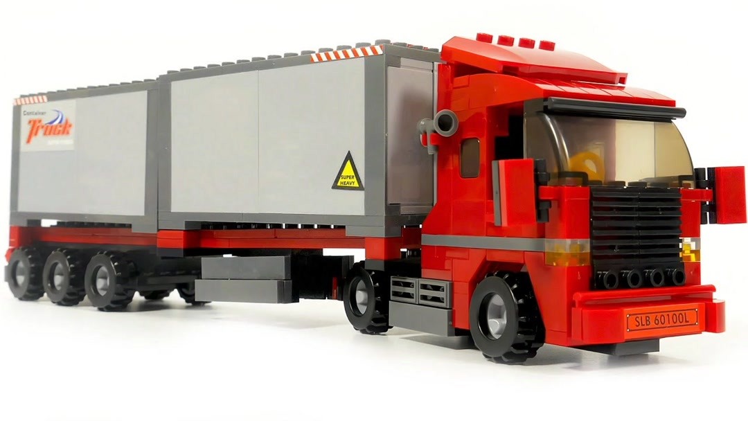 乐高积木大挂车玩具拼装,大货车拼装乐高玩具
