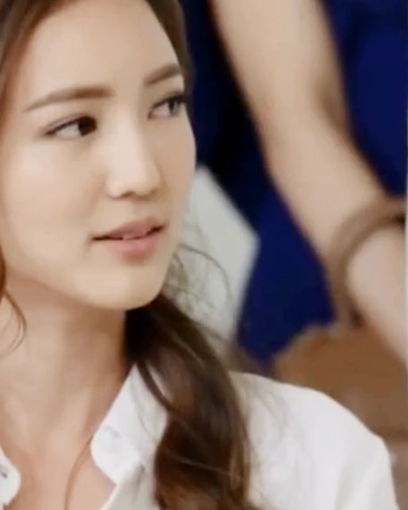 灰姑娘霸气宣称股份比所有人都多,总裁看到这样灰姑娘很诧异