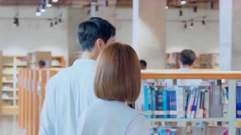 「致我们甜甜的小美满」高冷学霸逗趣少女,甜到停不下来