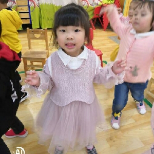 小卷毛和姐姐日常 