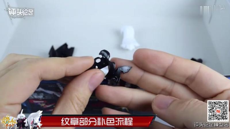 ...足」就是玩个边!万代 PB限定 HGBF WEISS 白色新安洲 高达模型 介绍
