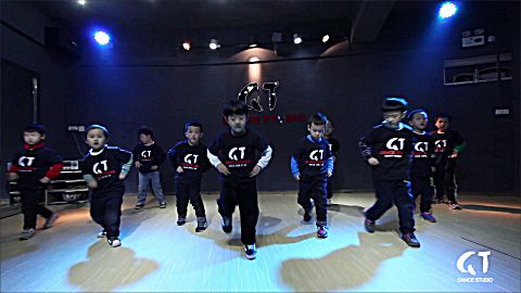 武汉少儿舞蹈QT幼儿hiphop基础班舞蹈视频-- Seve鬼步舞