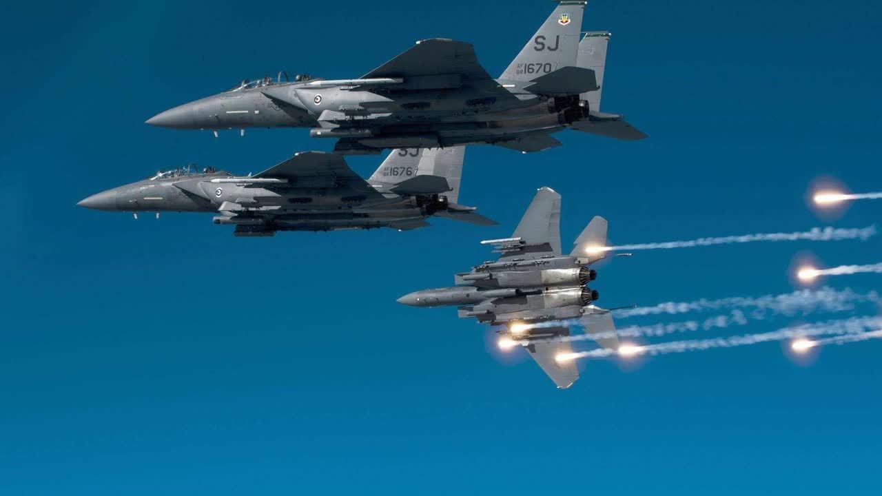 数千名士兵被俘后,沙特出动战机发动空袭,对伊朗盟友进行报复