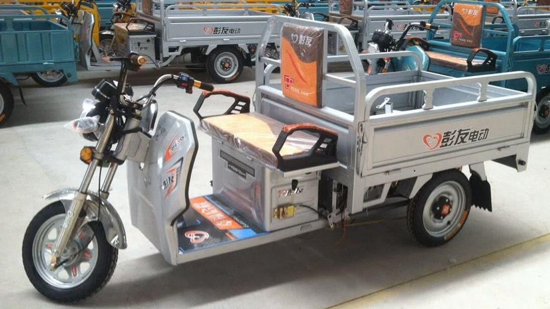 电动三轮车挂机动车牌费用要将近一千元左右,合理吗?