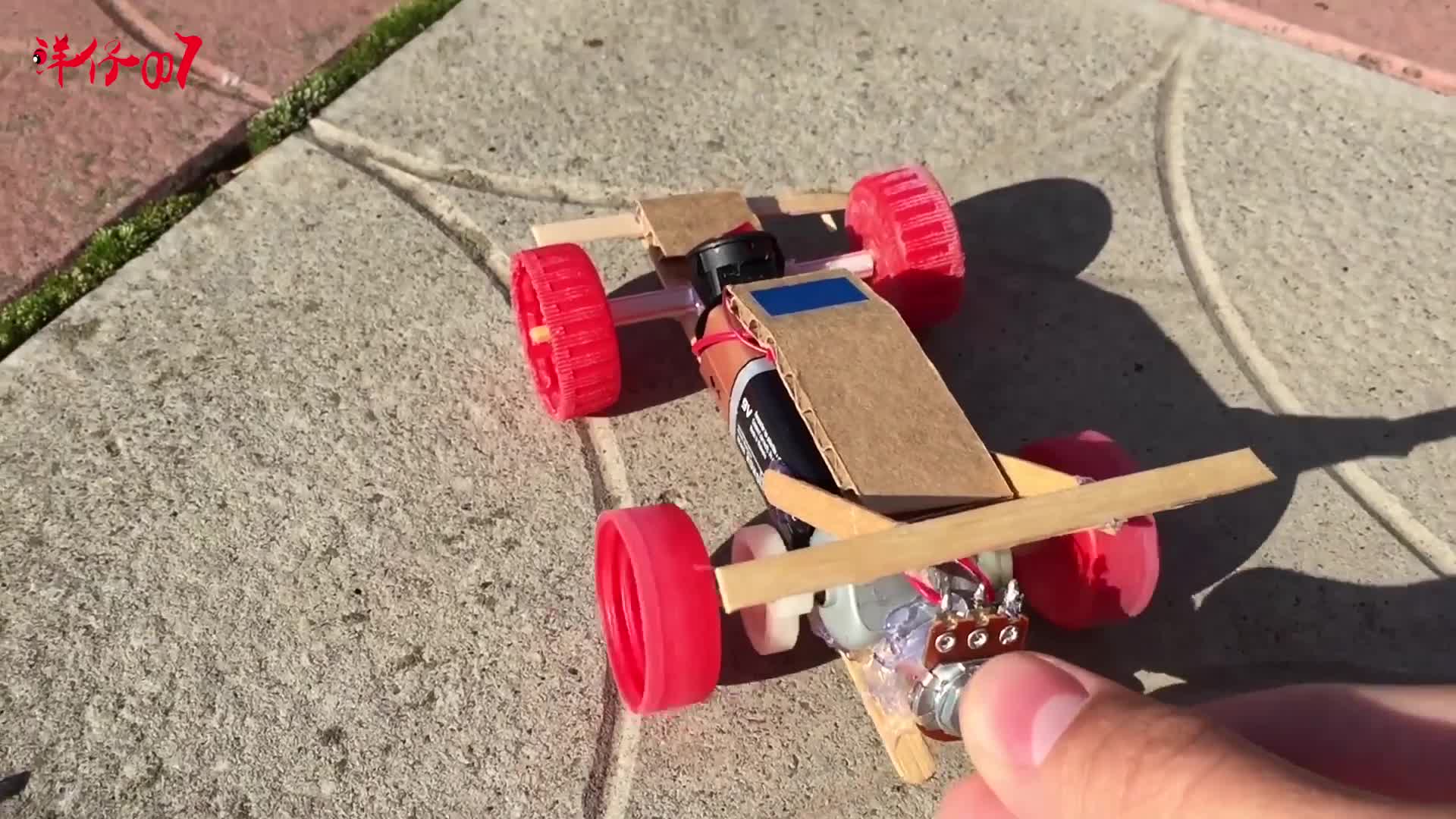 教你如何简单的为孩子做一个电动玩具小车