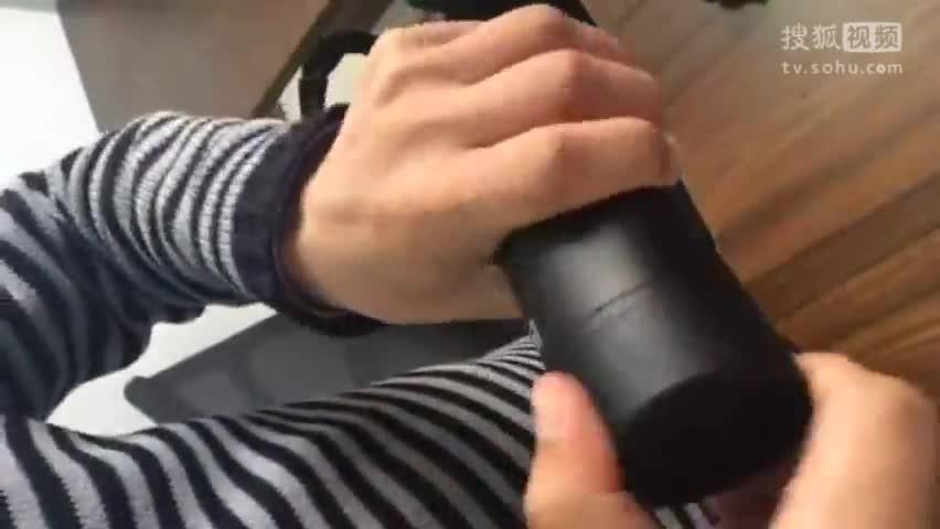 如何使用手动咖啡磨