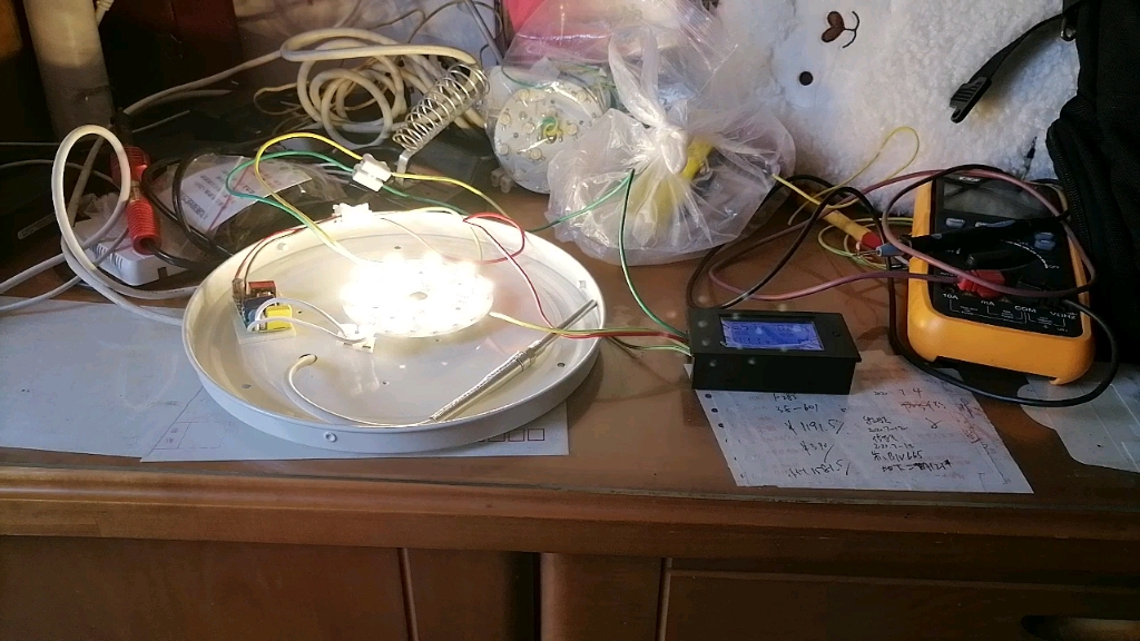 用模块成功测LED灯的电流,用万用表就不行