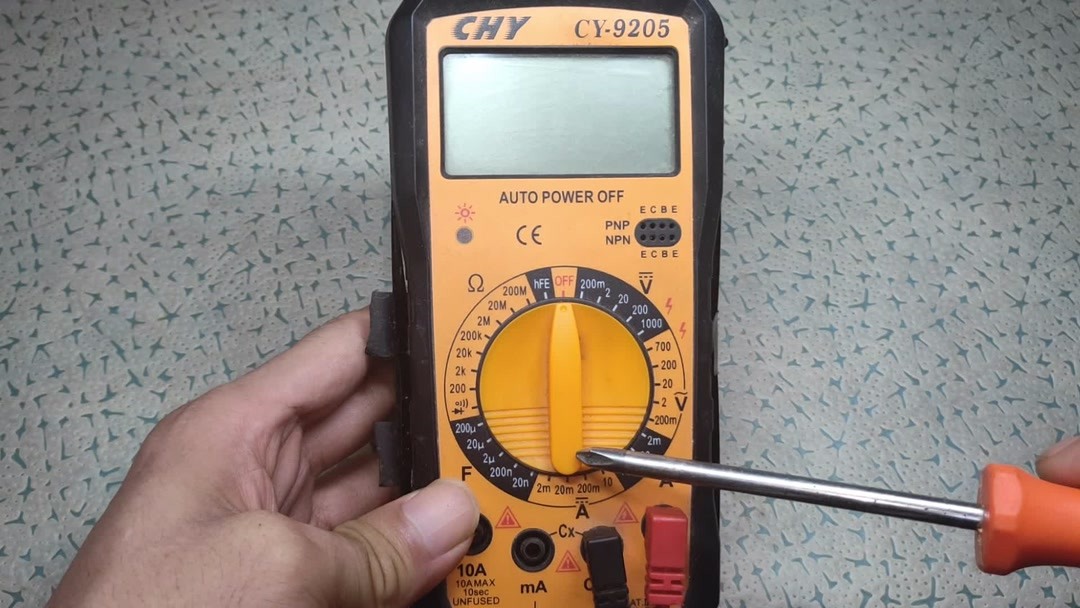 万用表快速区分零火线,其实没有那么难,学会这个方法,轻松搞定