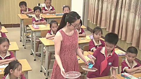[配课件教案]苏教版数学一上《2～5的分与合》海南张老师-省一等奖