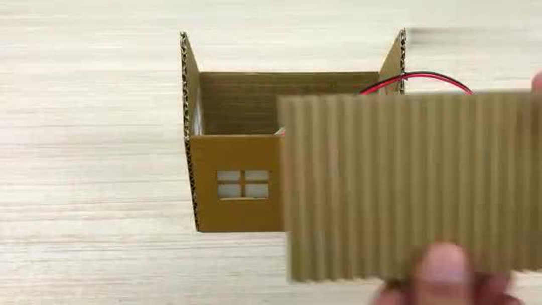 DIY纸板制作风力发电机组模型,好佩服这些生活小能手