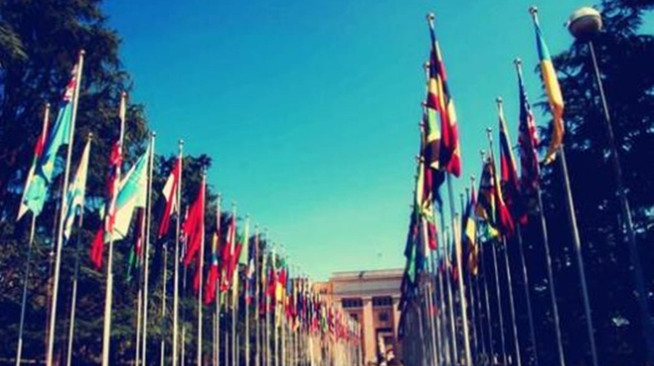 美国带头拖欠联合国会费,中国及时上缴23亿,赢得一片掌声