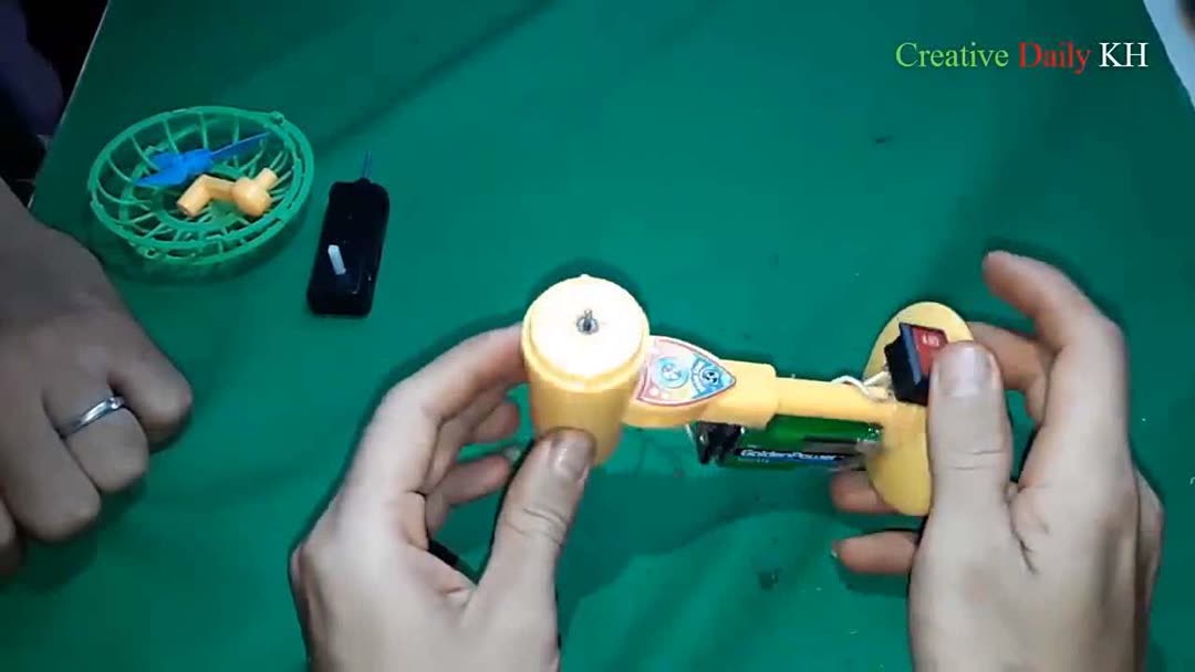 如何自制一个小电风扇?小哥来教你!技能GET
