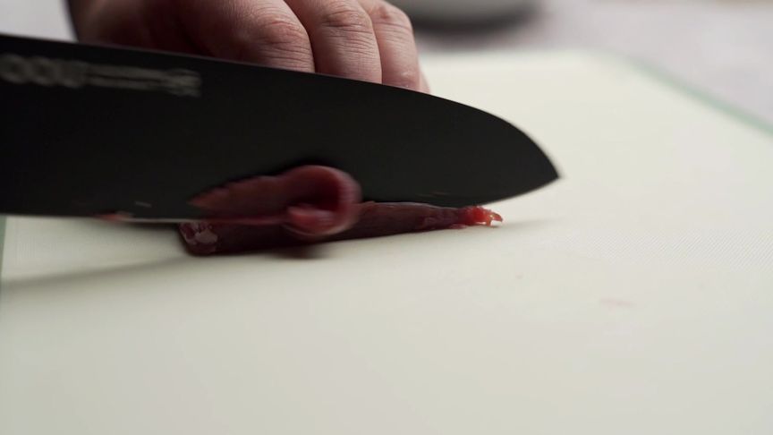 只有锋利的刀,才能切得如此细致#厨房菜刀