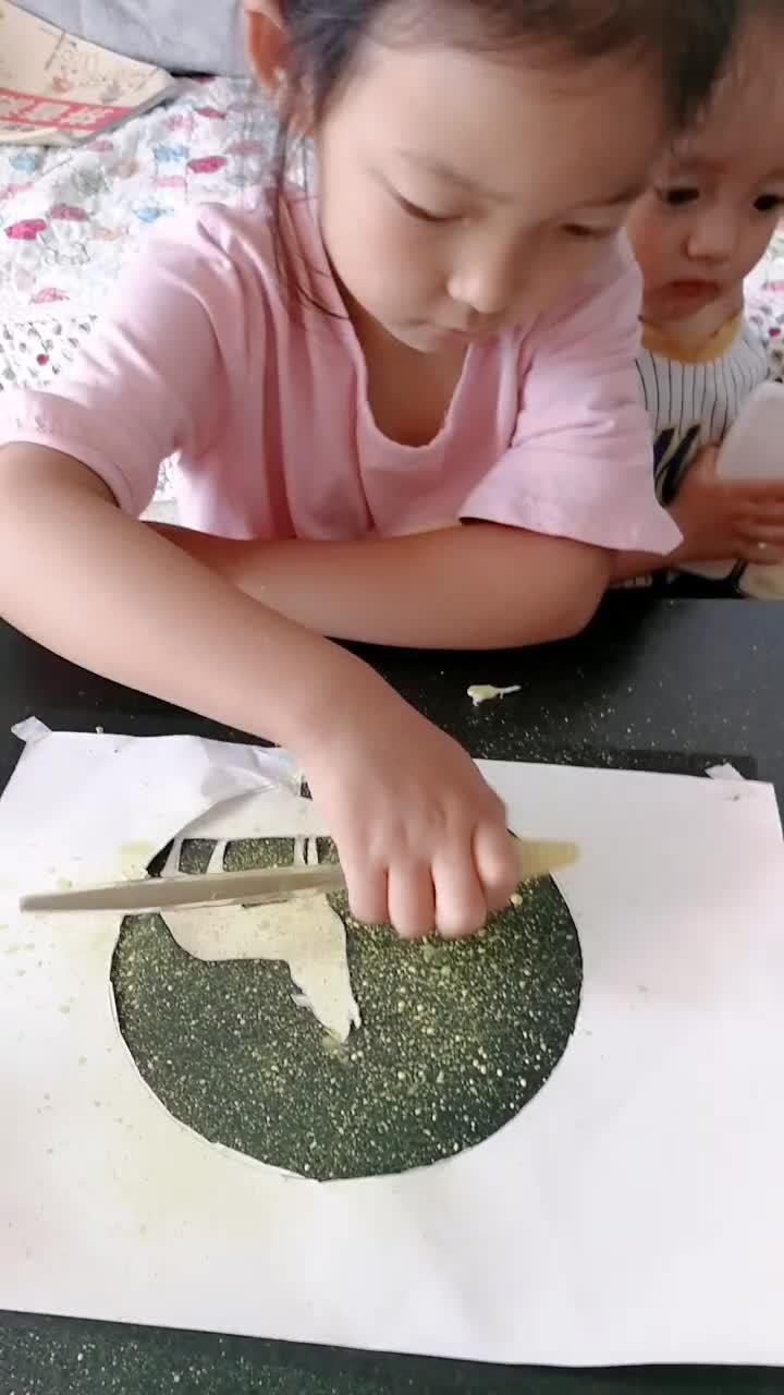 #绘画 #创意#幼儿园 @抖音小助手