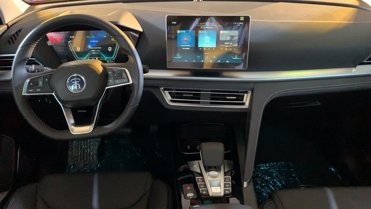 汉字按键也有科技感,材料之外更考验设计,看比亚迪宋ProDM内饰
