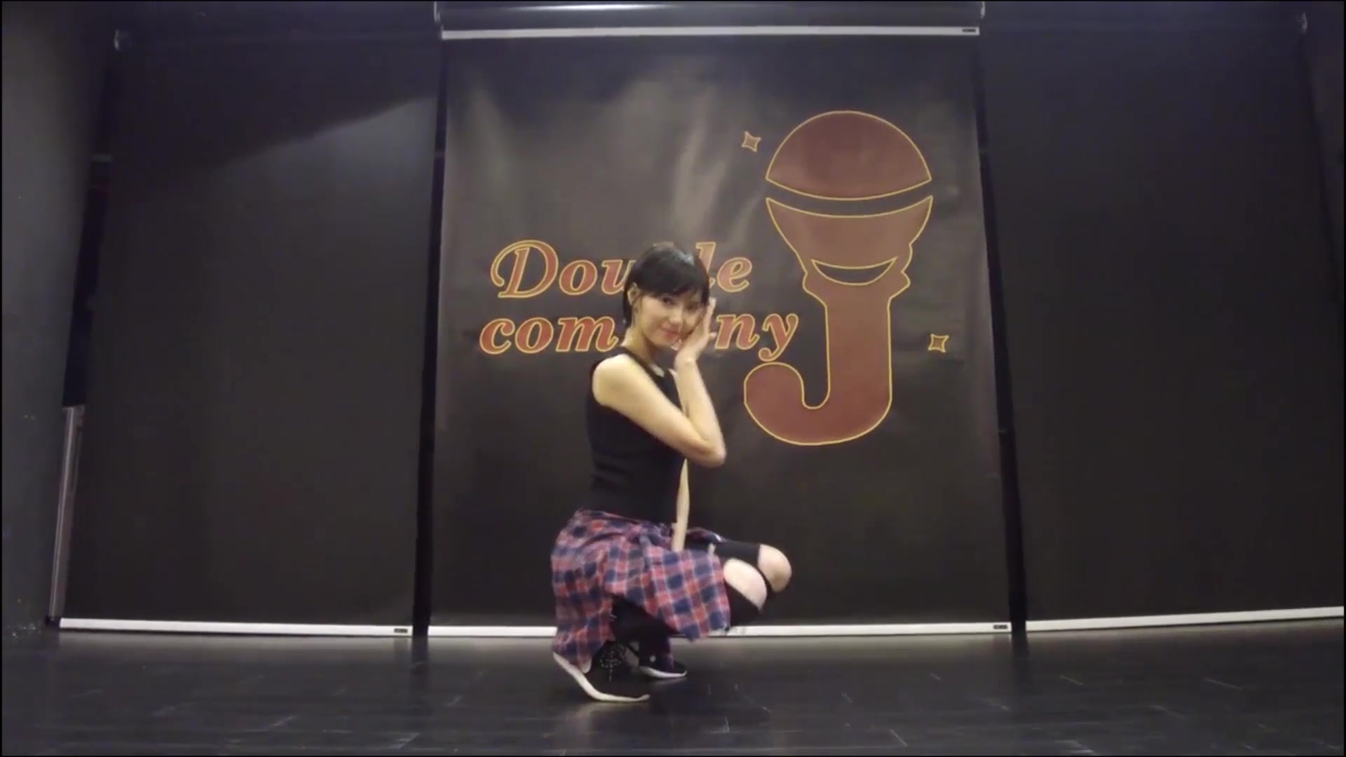 DoubleJ上海店个人练习生(AOA-猫步轻俏)舞蹈视频