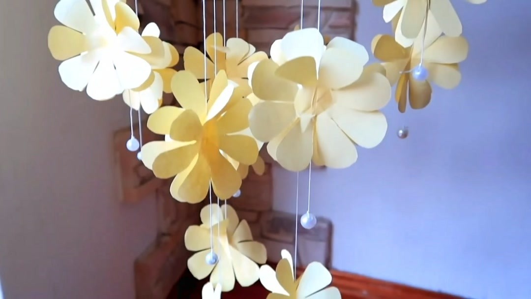 手工小课堂,带你学习纸花风铃的制作方法!