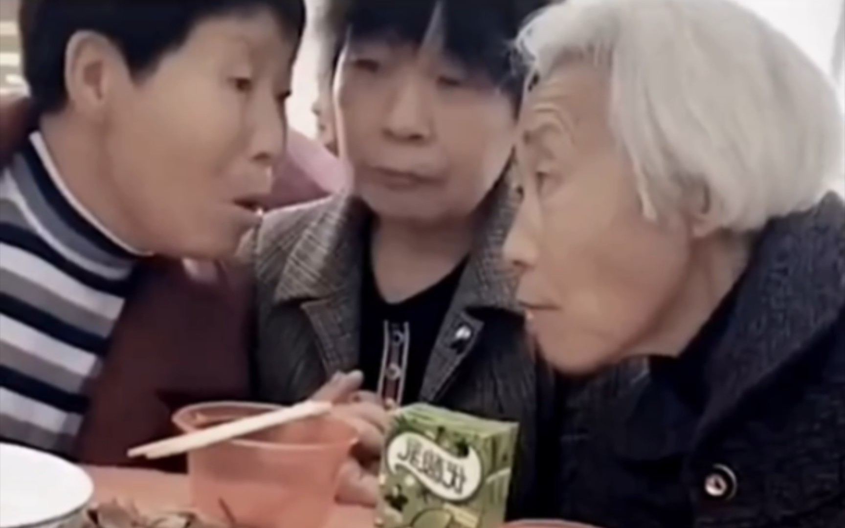 新农村神秘组织,但凡有点什么事,他们的信息传播速度堪比光速,毫不...