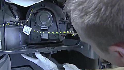 汽车空调口不吹风或不强? 多半是风扇故障, 教你如何修复