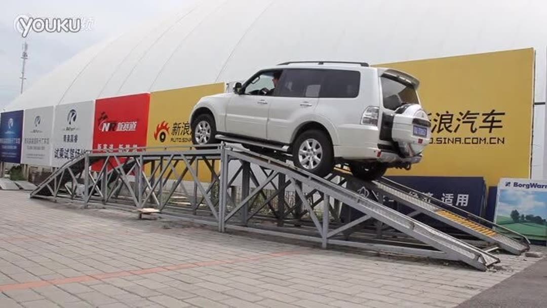 三菱帕杰罗三组滑轮交叉轴测试视频