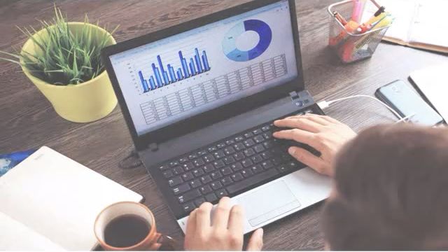 企业财务工作汇报述职报告PPT模板演示