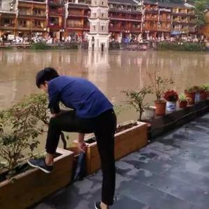 六六向前进 