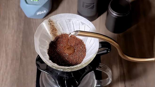 咖啡怎么冲泡好喝?教你详细步骤,香气浓郁,口感平衡