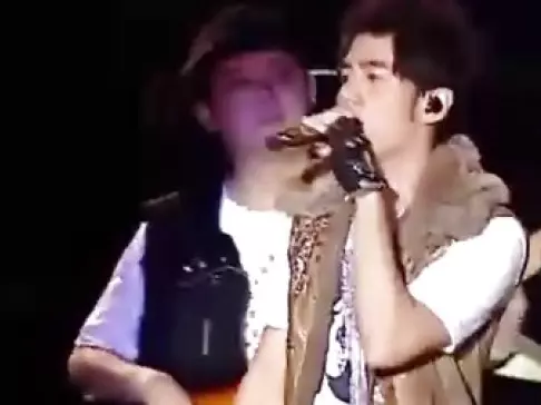 周杰伦2007年世界巡回演唱会完整高清版cd1