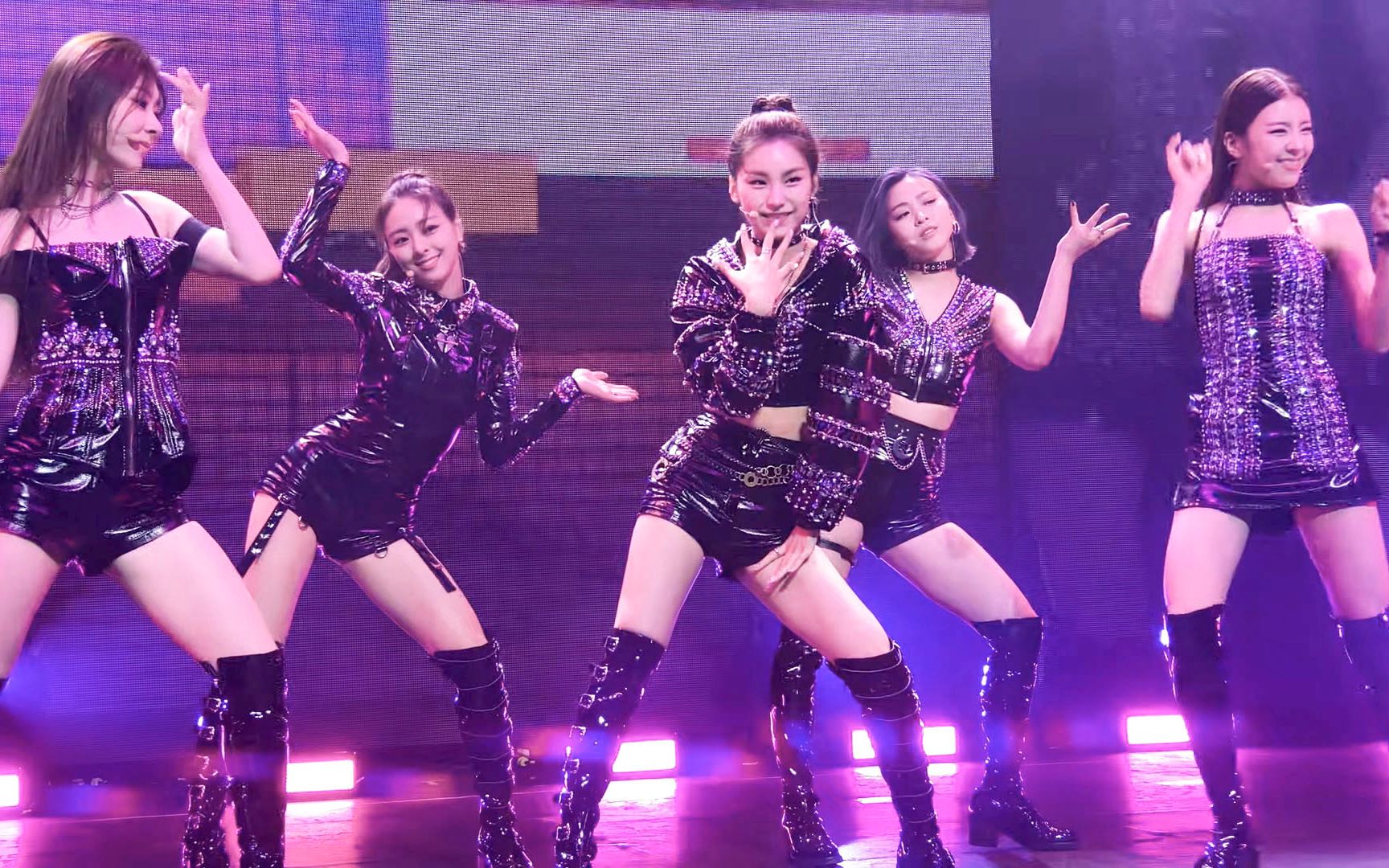 【ITZY】ITzy 前排超清饭拍合集 LA Showcase 200117