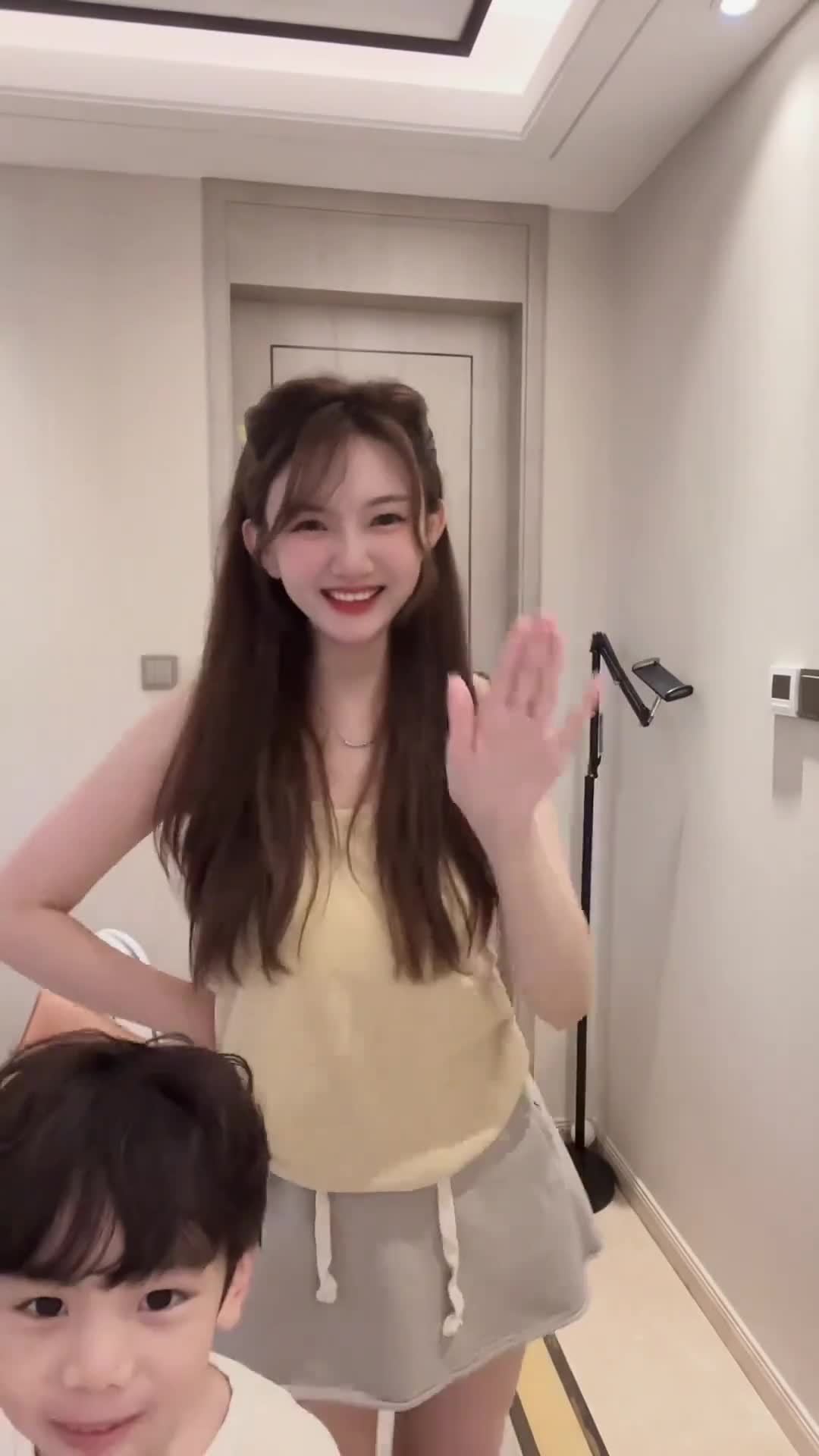 这个bgm太可爱啦 儿子已经无法阻止我啦#whatever #浅跳一下
