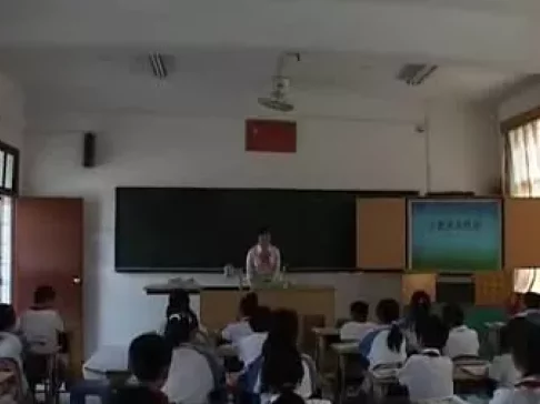 小学五年级数学,分数基本性质教学视频光明新区楼村小学,侯雁