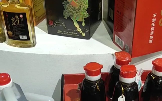 推介一批乡村特色产品,宣传一批乡村特色产业知名品牌。