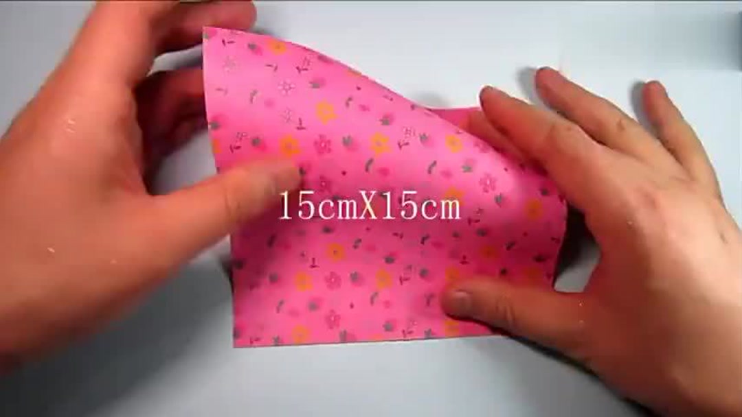 简单的手工折纸戒指,一张纸能折出4个漂亮的蝴蝶结戒指