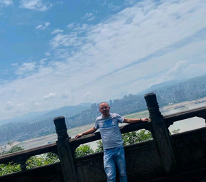 听伟鉴车(小伟哥包牌包税新车) 