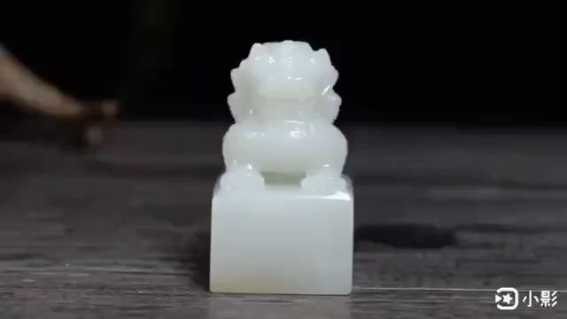 和田玉精雕印章