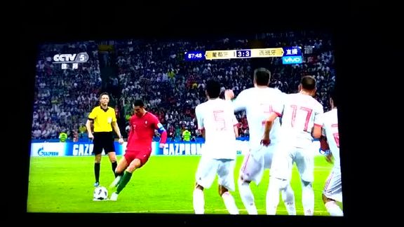 #2018世界杯#【3-3!C罗香蕉球完成帽子戏法】#葡萄牙VS西班牙#