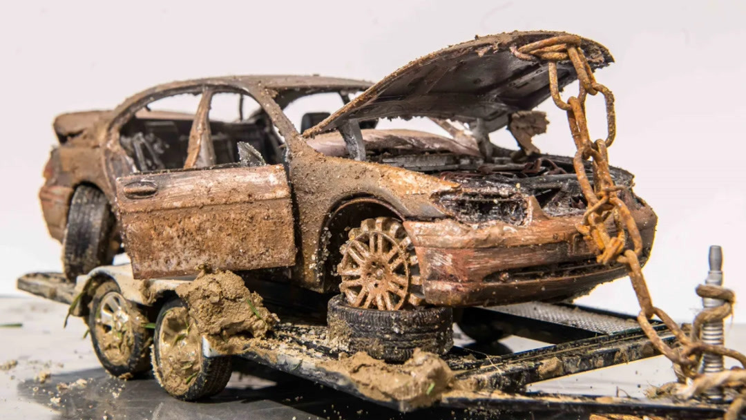 修复废弃模型车宝马7,尝试调整变色包裹整个车,效果特别好