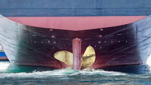 一把小小的螺旋桨,凭什么能带动万吨的巨型轮船?