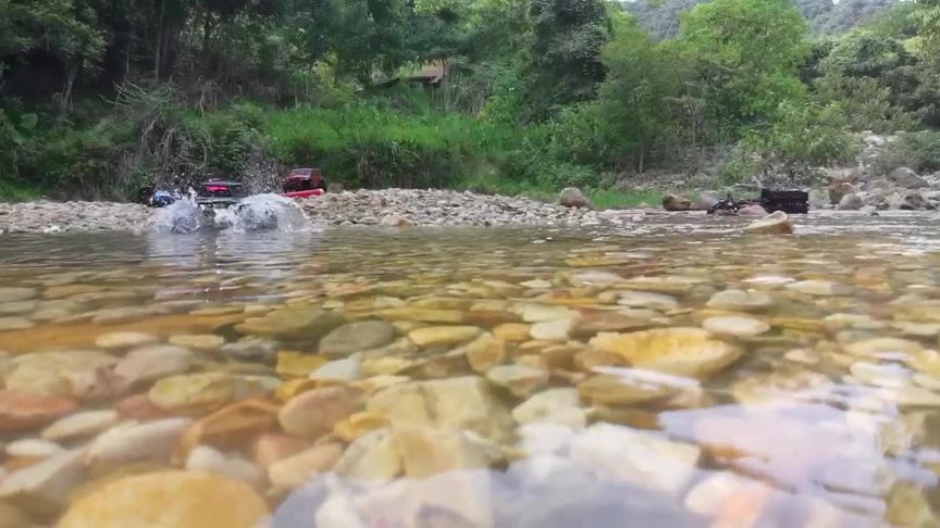 玩水一时爽,一直玩水一直爽…#rc遥控车 #模型