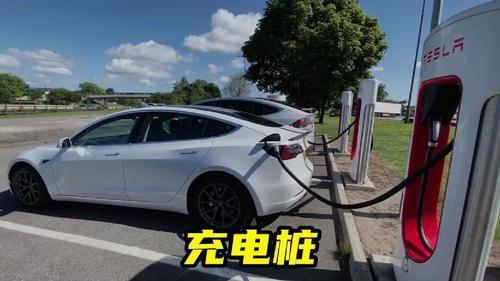 蔚来车虽然不是卖的最多的,但充电桩却是建的最多的!