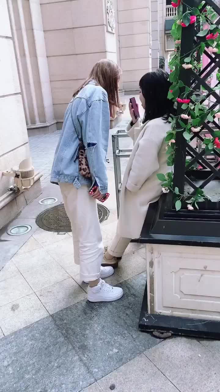 背叛的网管一招教你如何和女孩搭讪私聊送撩妹秘籍