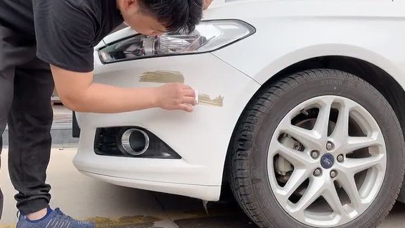 自己动手就可以完美修复您的爱车划痕