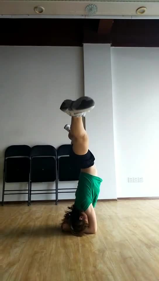 国际JS舞蹈培训机构